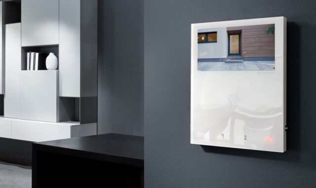 Video Call Intercom là gì? Lý Do Bạn Nên Lắp Đặt Hệ Thống